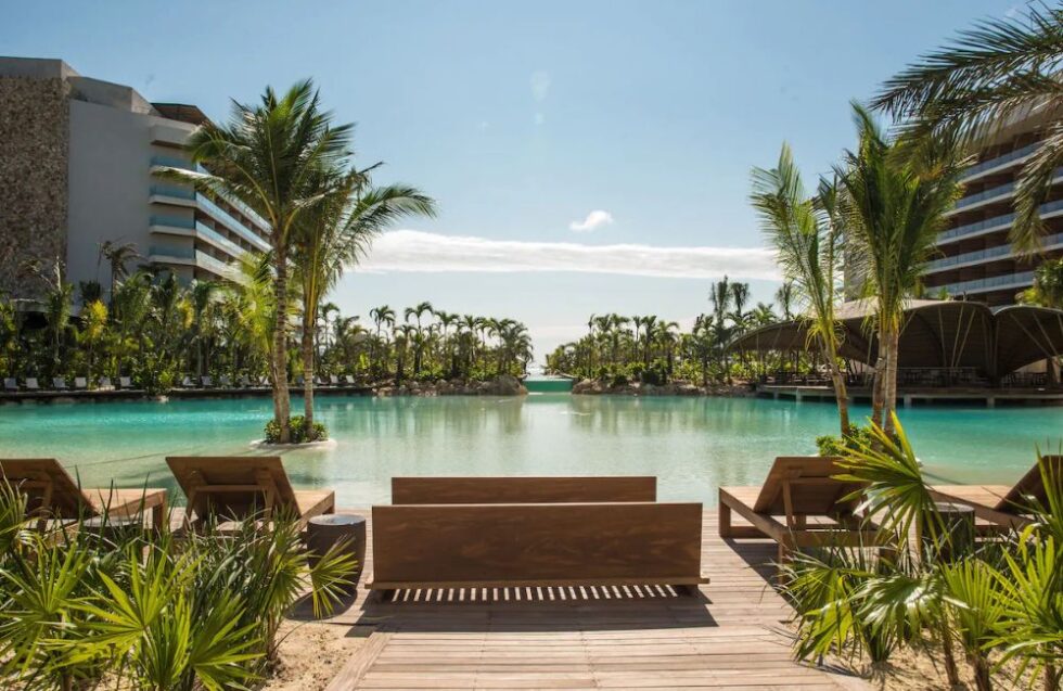 Top 5 Best All-Inclusive Resorts for Large Groups | Vacationisms Travel ...